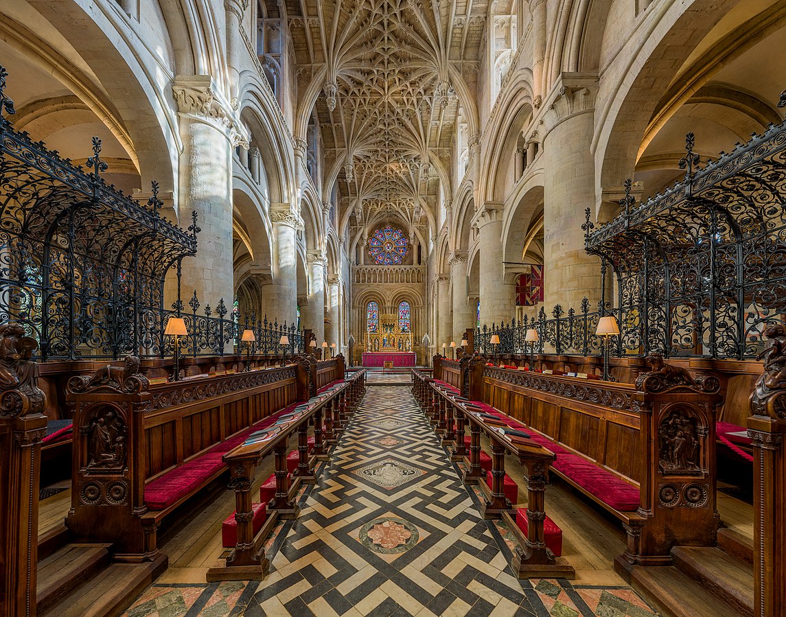 An Exclusive Tour of Christ Church College, Oxford | uhomes.com