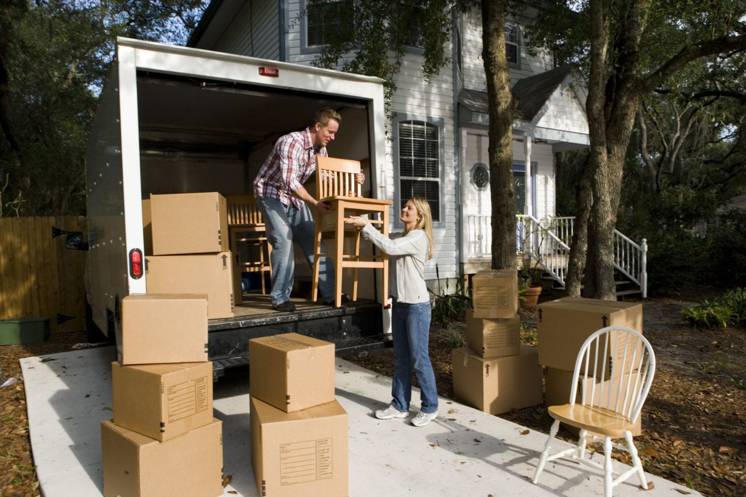 A Trustworthy Guide to House Moving USA: Make Easy | uhomes.com