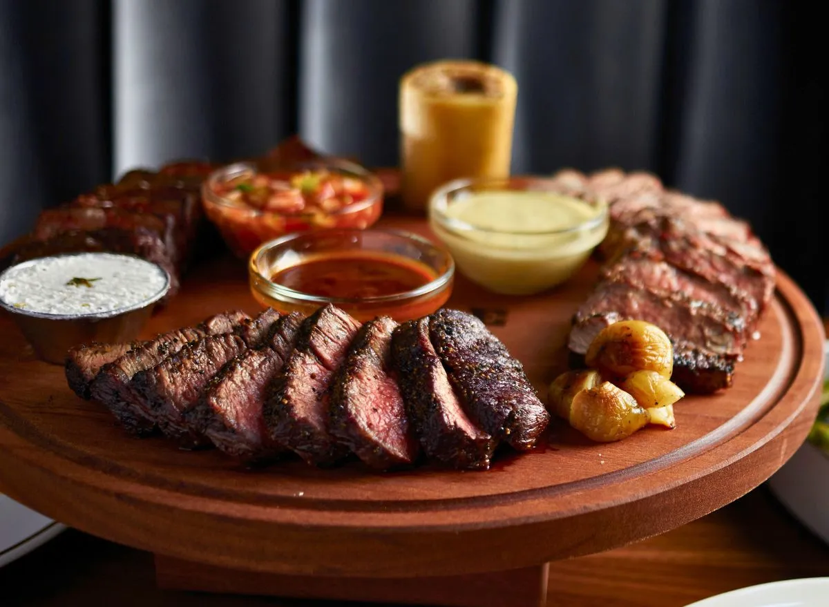 An Exploration of the Steak USA of Iconic Steakhouses | uhomes.com