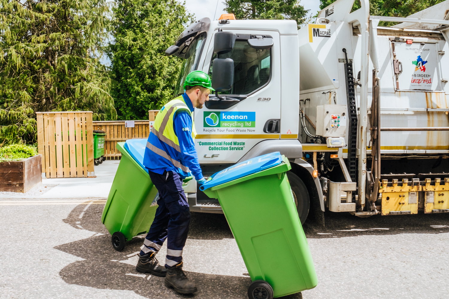 Understanding UK Waste Collection: Policies and Tips | uhomes