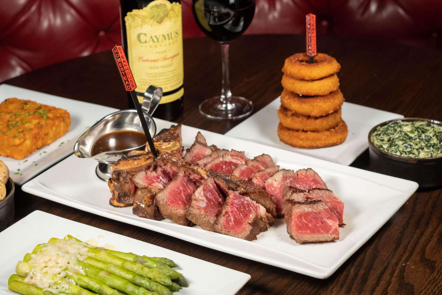 An Exploration of the Steak USA of Iconic Steakhouses | uhomes.com